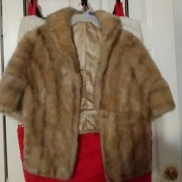 Glenoit | Jackets & Coats | Vintage Glenoit Blonde Faux Fur Cape Wrap ...